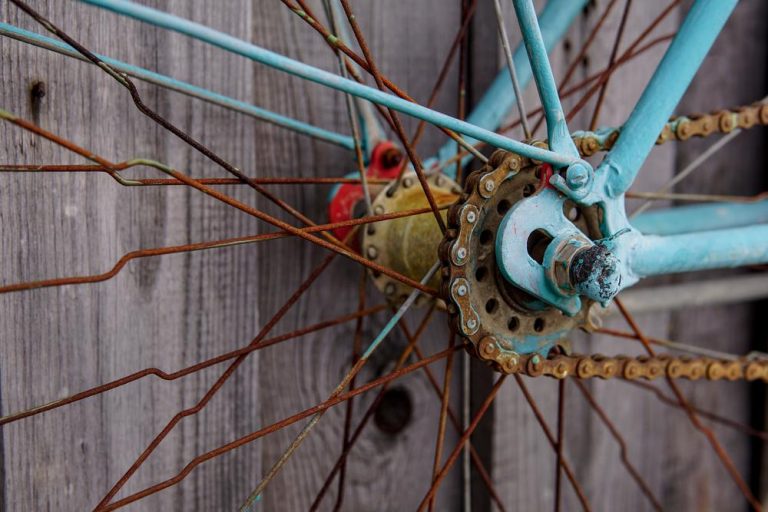 How to Keep a Bike From Rusting Outside? - GearBikeReview